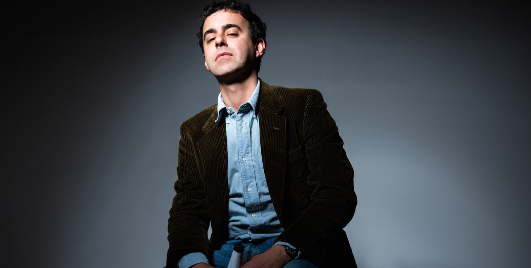 Luca Ravenna arriva a Genova, il comico sarà al Politeama Genovese il ...